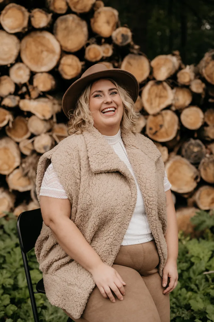 Ons Team | info@make-upmatters.com